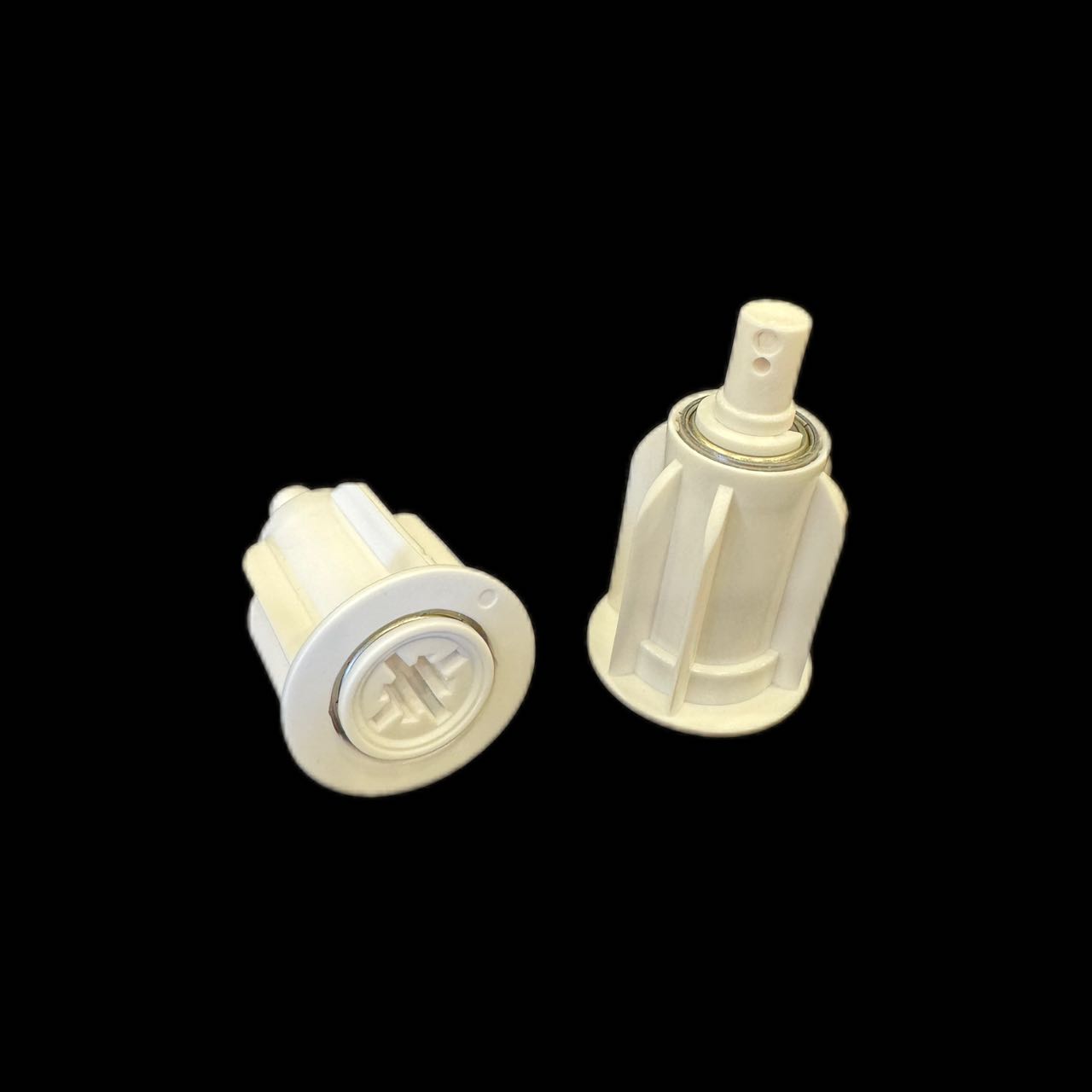 Cassette-End Plug Bearings E200148 - ECR SOLUTIONS INC.